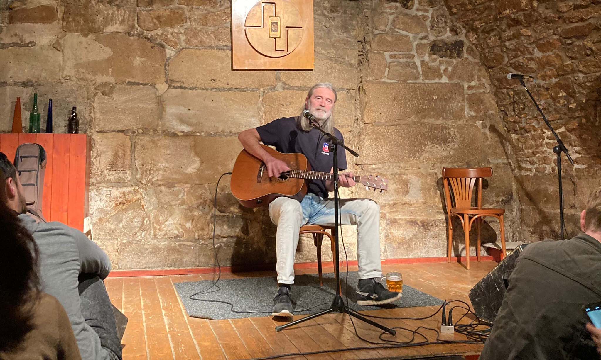 Záviš a Vráťa Hošek zahráli ve středu v Hifáči! | PlzeňskéKapely.cz